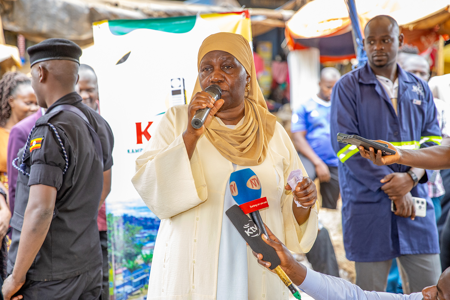 MINISTER KABANDA, KCCA ED START VISITS TO CITY MARKETS -KCCA | For a ...